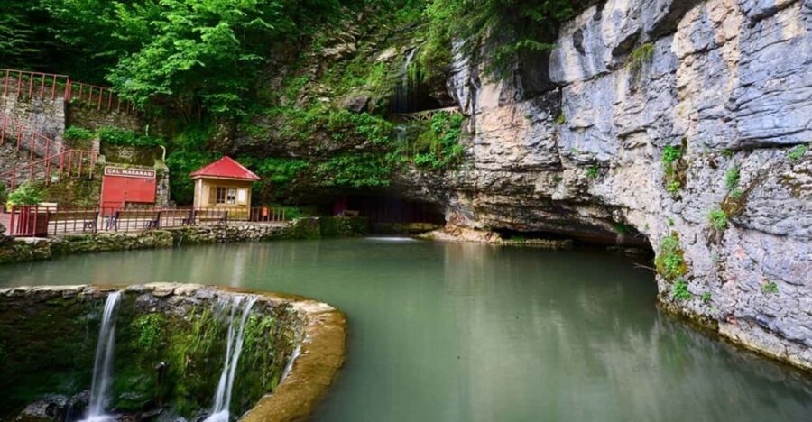 Hdrnebi: Çal Cave, Hdrnebi Plateu, and Sera Lake Tour - Transport, Timing, and Group Size: Practical Details