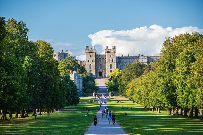 Heathrow to Southampton Private Transfer - Who Should Consider This Transfer?