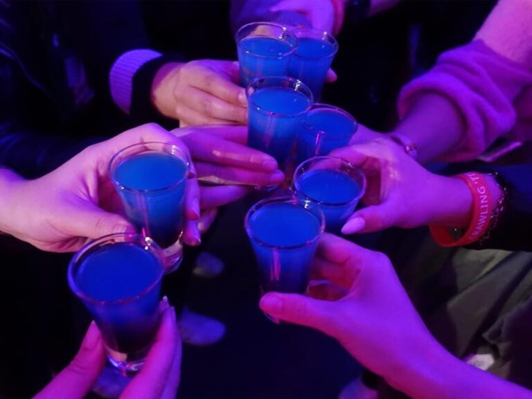 Heidelberg: Private pub crawl with insider-guide & shots - The Social & Entertainment Elements