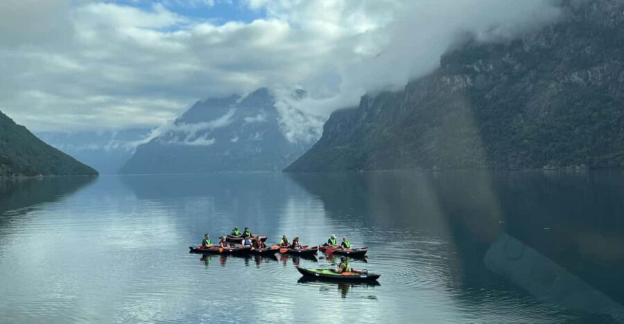 Hellesylt: Beginner-Friendly Fjord Kayaking Experience - The Itinerary and What You Can Expect