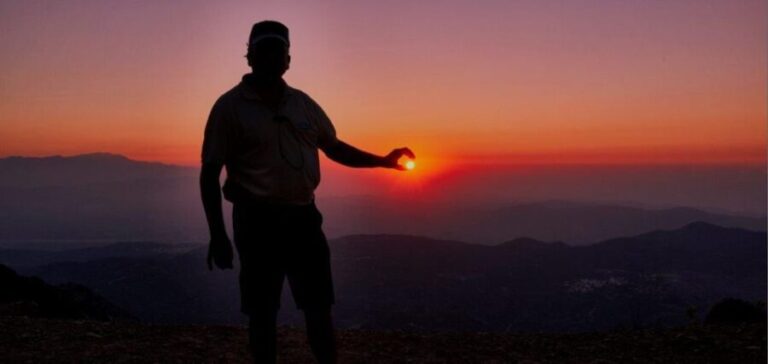 Heraklion: Sunset Safari with Dinner & Prosecco - Cretan-Style Dinner at a Local Taverna