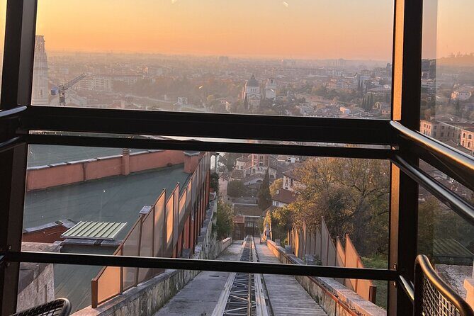 Highlights & Hidden Gems of Verona at Sunset with cable car - Exploring Verona at Sunset: A Closer Look