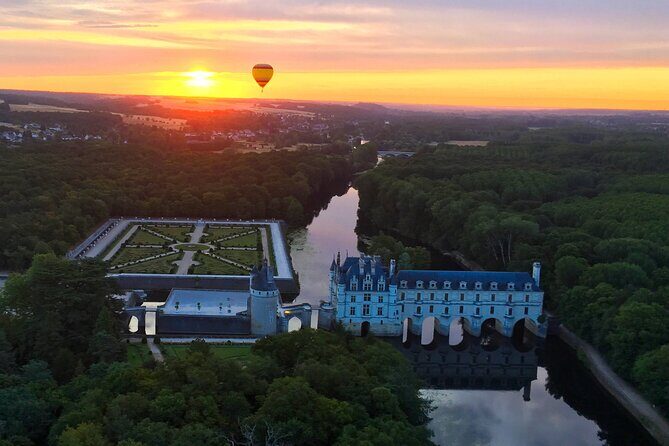 Hot air ballooning: Chambord, Blois, Chenonceau, Cheverny or Chaumont - The Itinerary Breakdown