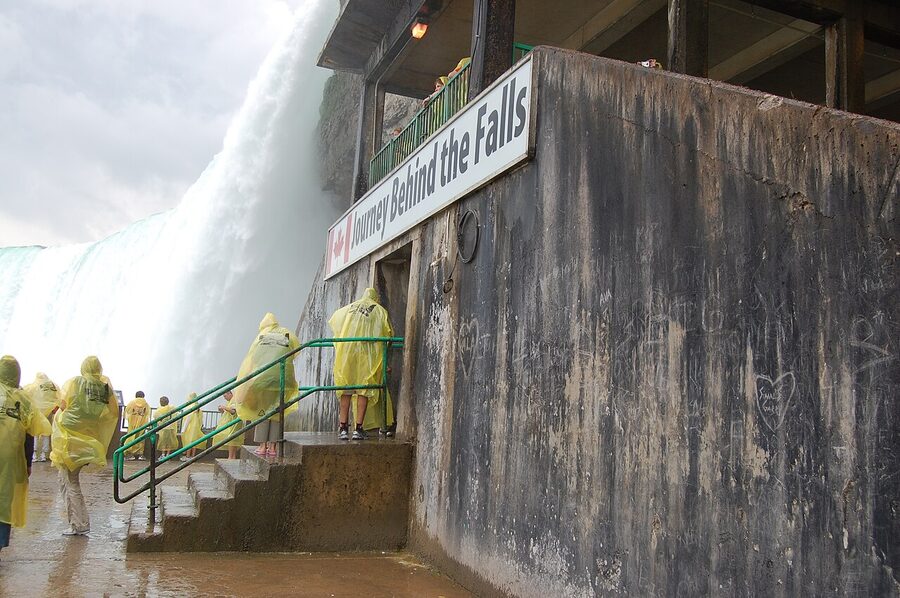 Journey Behind the Falls viewing platform at Horseshoe Falls