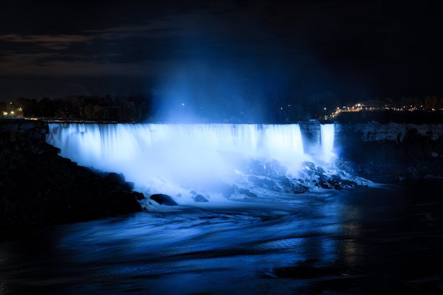 Niagara Falls illuminated at night