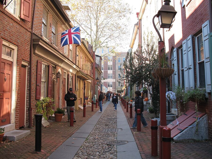 Elfreths Alley Philadelphia oldest residential street
