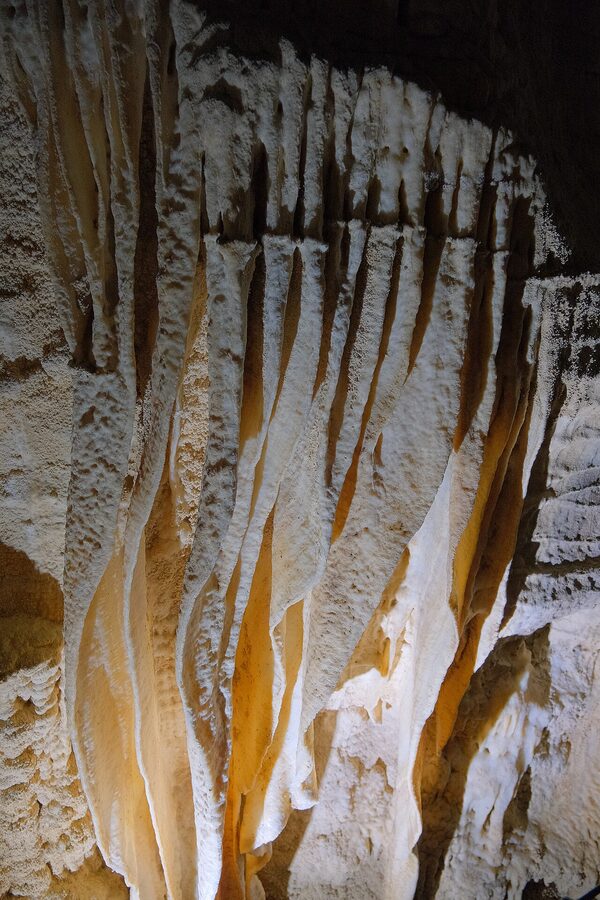 Drapery flowstone in Ruakuri Cave Waitomo