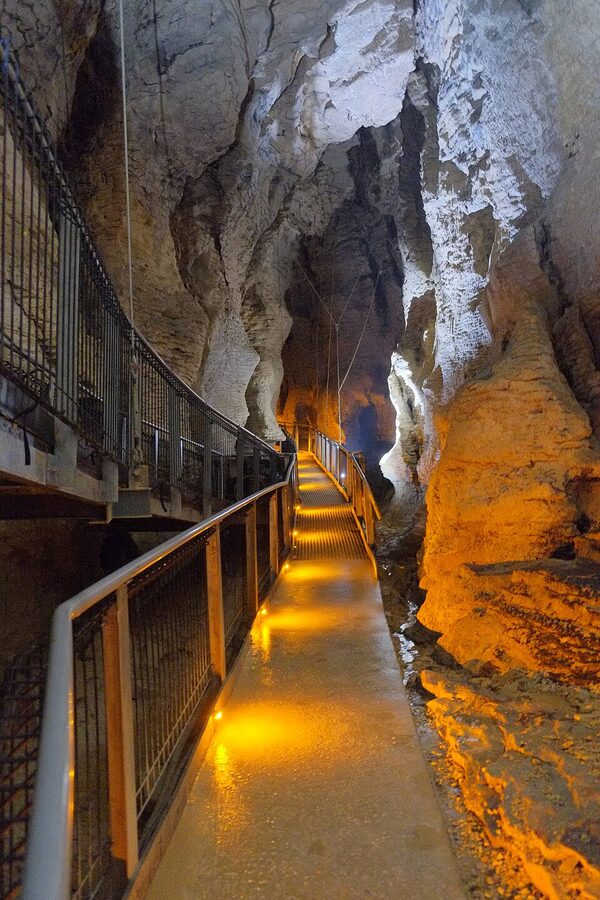 Walkways and bridges through Ruakuri Cave