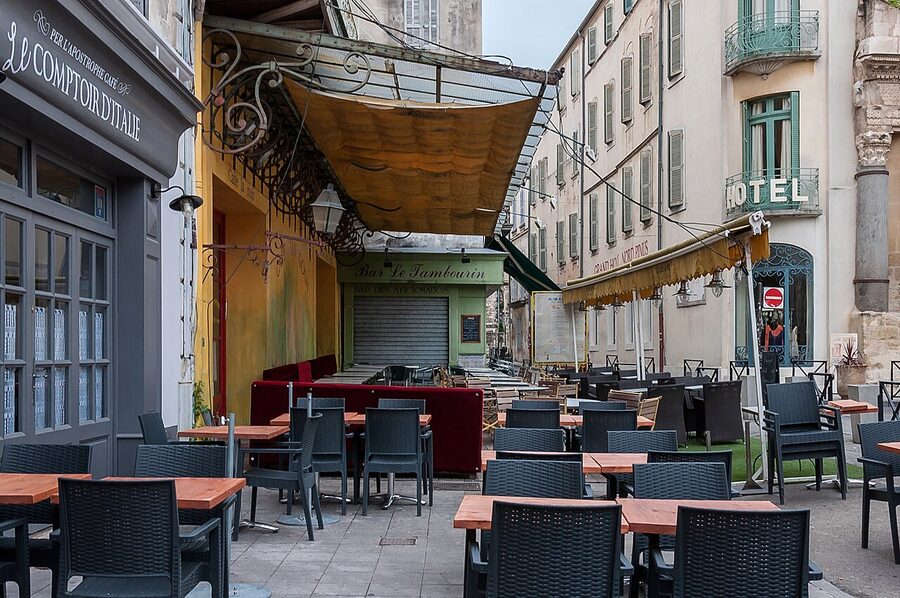 Place du Forum Arles Cafe Van Gogh terrace yellow facade