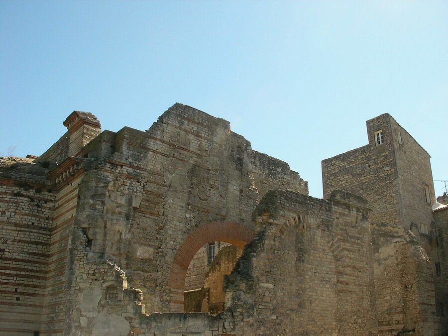 Thermes de Constantin Roman baths Arles