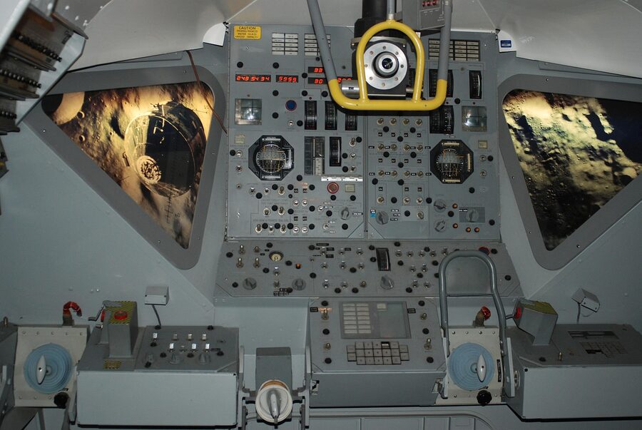 Apollo spacecraft cockpit exhibit at NASA Space Center Houston
