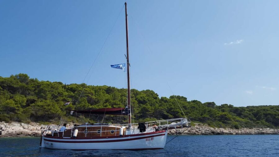 Hvar: Pakleni Islands Sailing Tour with Brunch - The Itinerary Breakdown