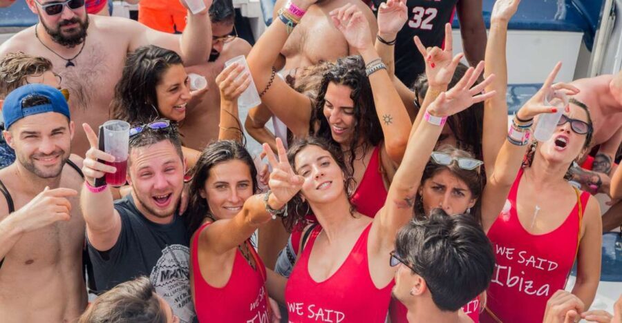Ibiza floating club - Best Dj sesión at sea - Who Is This Tour Best For?