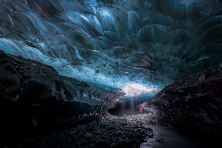 Iceland: Ice Cave Captured with Professional Photos - What to Expect from the Ice Cave Tour