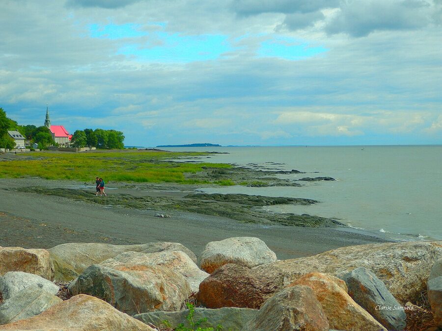 Île d'Orléans Quebec rural landscape with farmland and the St Lawrence beyond