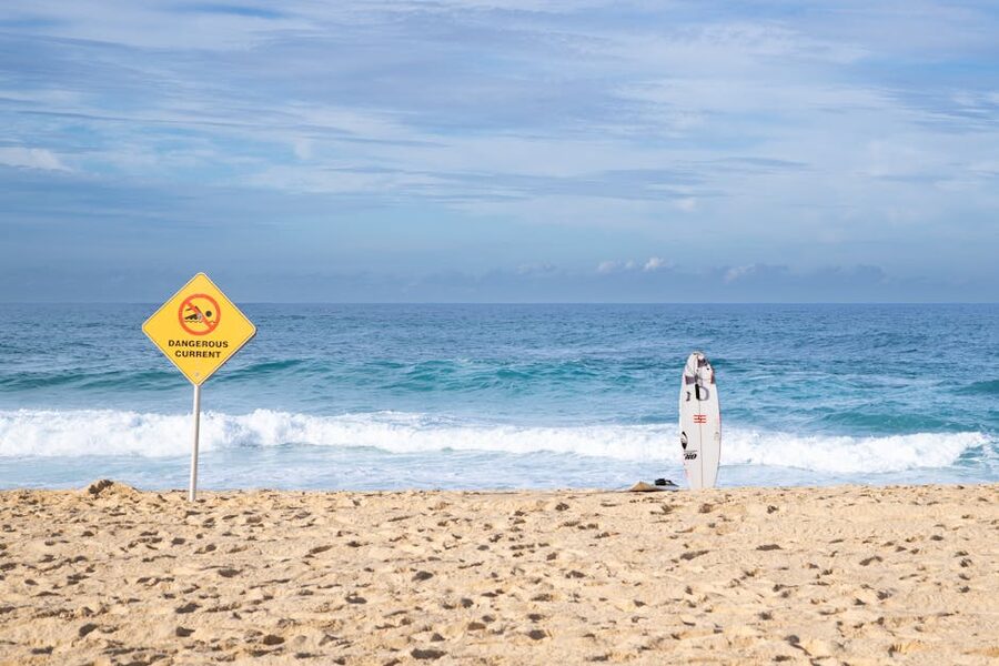Bronte Beach with a dangerous current warning sign