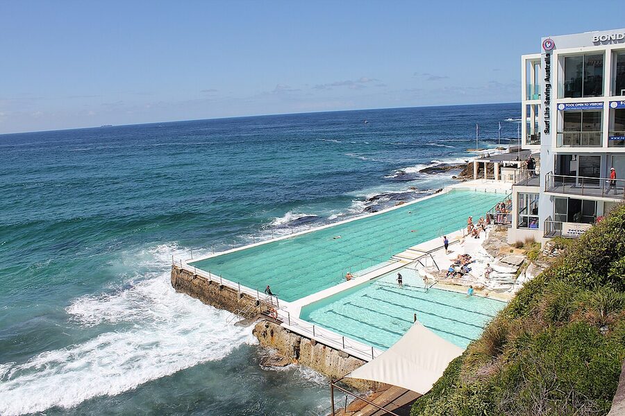 Bondi Icebergs pool from the headland walk