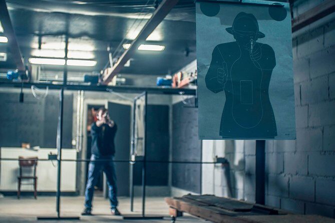 Indoor Shooting Range in Warszawa Package 2 - The Experience in Detail