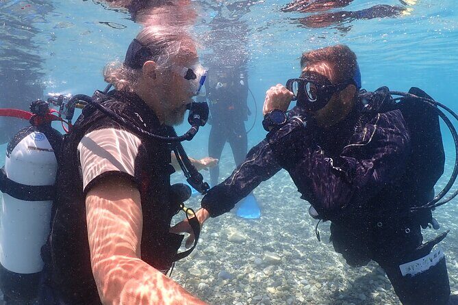 Introductory diving in small groups - Who Should Consider This Tour?