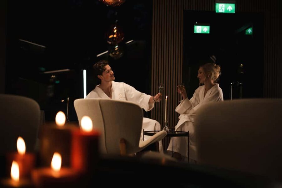 Invisible Arctic Forest Spa: Panorama sauna and hot tubs - Who Is This Experience Best For?