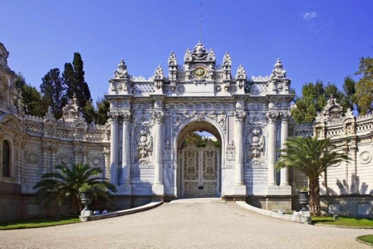 Istanbul: Dolmabahce Palace and Grand Bazaar Tour - Who Will Love This Tour?