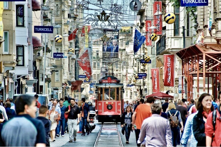 Istanbul Modern City: Taksim to Galata With Secret Passages - Why This Tour Is Worth Considering