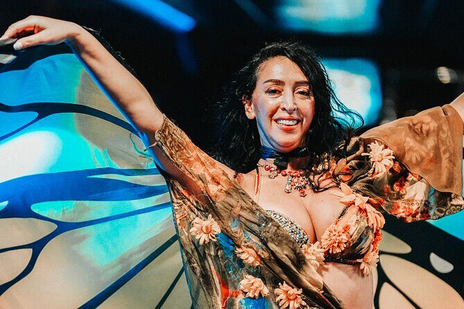 Istanbul New Year's Eve Dinner Cruise With Fireworks Shows 2026 - Who is this cruise best suited for?