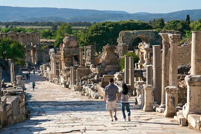 Istanbul to Ephesus Full Day Private Tour with Domestic Flights - How the Tour Works: What’s Included and What to Expect