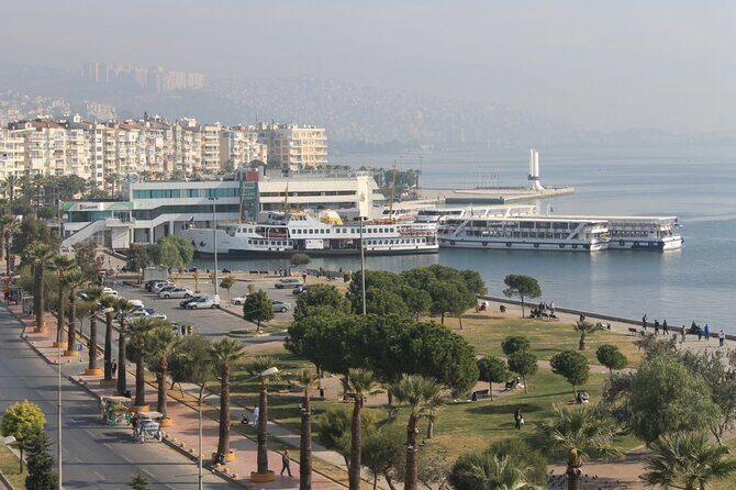 Izmir City Tour with Kordonboyu Republic Square, Konak Square, Clock Tower, Kemeralti Bazaar and Karsiyaka - Authentic Experiences Based on Reviews