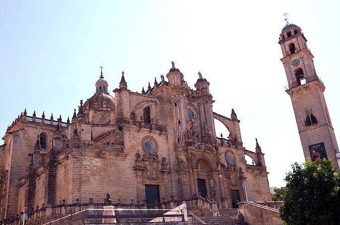 Jerez and Cadiz Day Trip from Seville - FAQ