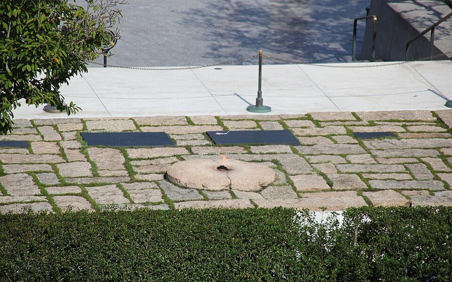 JFK grave plaza with Eternal Flame Arlington