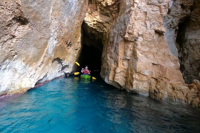 Kayak And Snorkel Excursion in Jávea. Portitxol - Granadella - What to Expect from the Experience