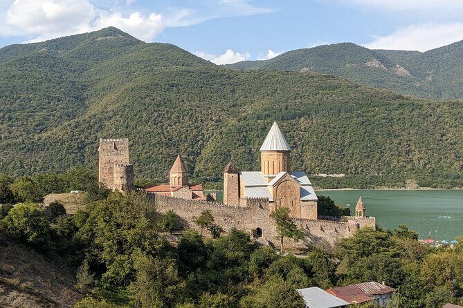 Kazbegi Gudauri and Ananuri Mountains Private Day Trip - What Makes This Tour Stand Out