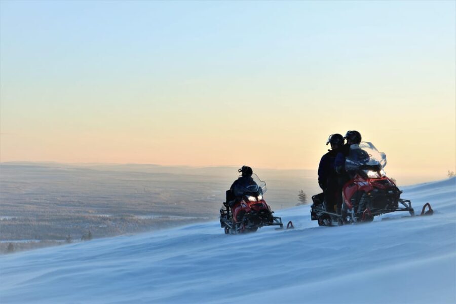 King of Ylläs: Snowmobiling to the Hill - Why This Tour Stands Out