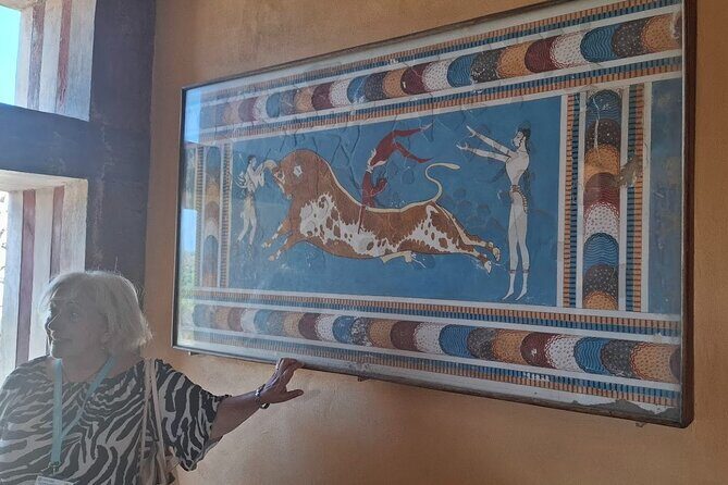 Knossos and Wine A Journey Through History and Flavors - Exploring the Itinerary in Detail