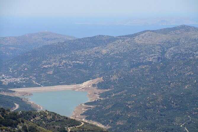 Knossos & lasithi plateau villages,Zeus's cave,&olive oil Mill - What Makes This Tour Stand Out?