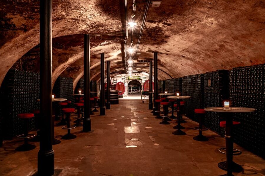 Koblenz: Wein-& Sektgeschichte(n) incl. Wein/Sekt Verkostung - Itinerary Breakdown: What to Expect
