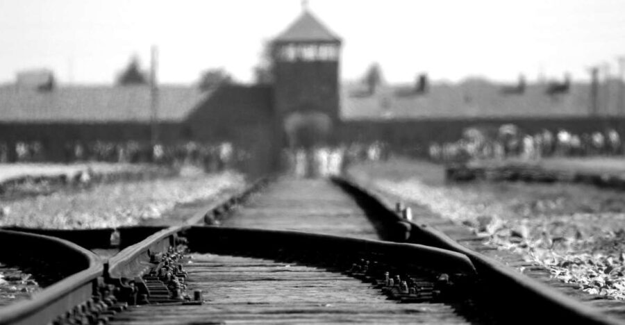 Krakow: Auschwitz-Birkenau Guided Tour with Hotel Transfer - The Itinerary in Detail
