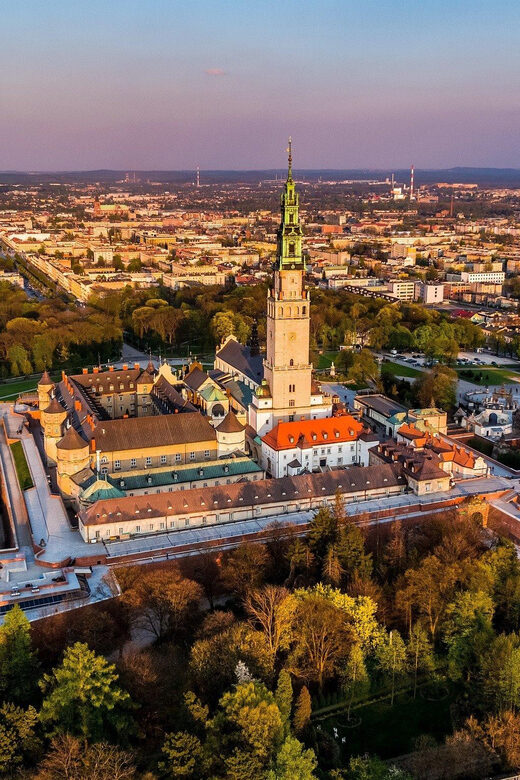 Krakow: Black Madonna Sanctuary of Czestochowa - Guided Tour - Practical Details and Tips