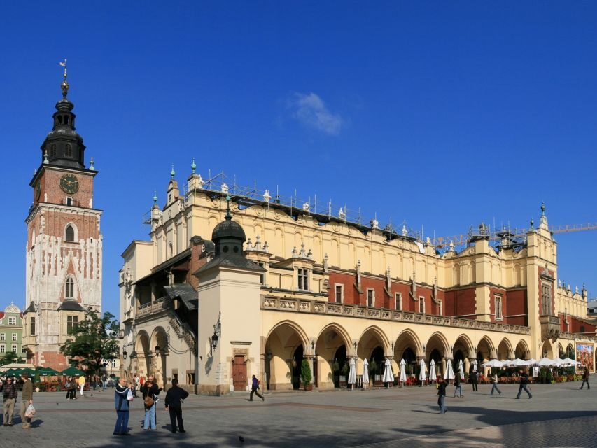 Krakow: Highlights of Old & New Town Private Walking Tour - Authentic Experiences & Tips