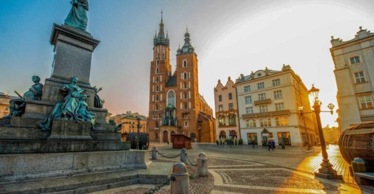 Krakow: Old Town Guided Walking Tour - What You Can Expect During the Tour