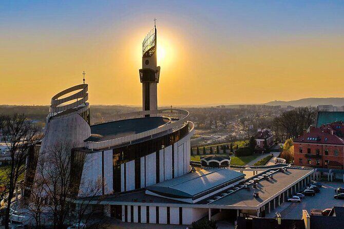 Krakow: Pope John Paul II History: Guided Tour - Home & Sanctuary - Potential Drawbacks or Considerations