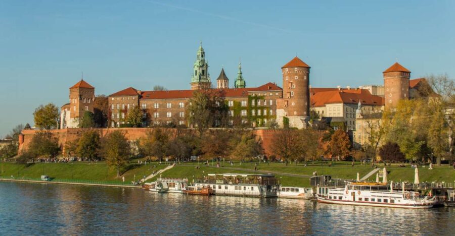 Krakow: Wawel Castle & Cathedral Guided Tour - What To Expect from the Tour
