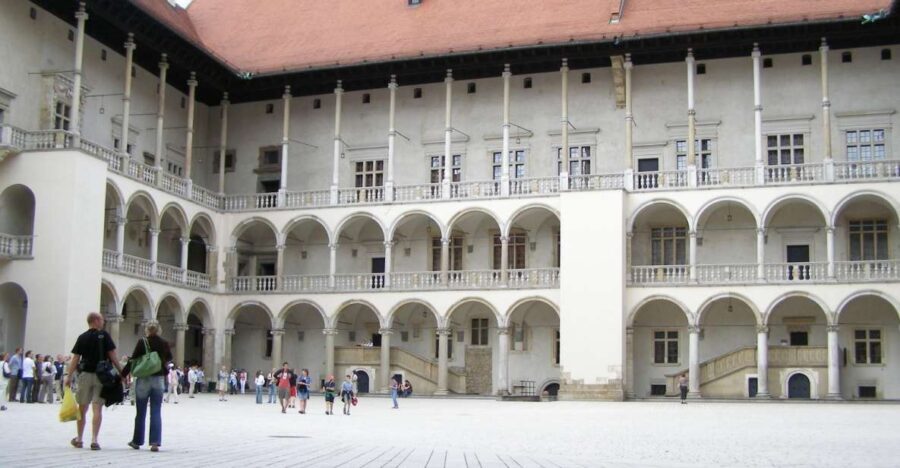Krakow: Wawel Castle Guided Tour - What You’ll Cover During the Tour