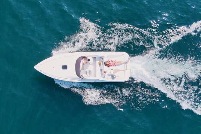 Lake Como Private 1h Boat Tour: Villas & Scenic Highlights - Authentic Insights from Reviewers