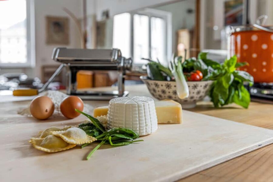 Lake Como: Ravioli Cooking Class with Wine - What to Expect: Practical Details