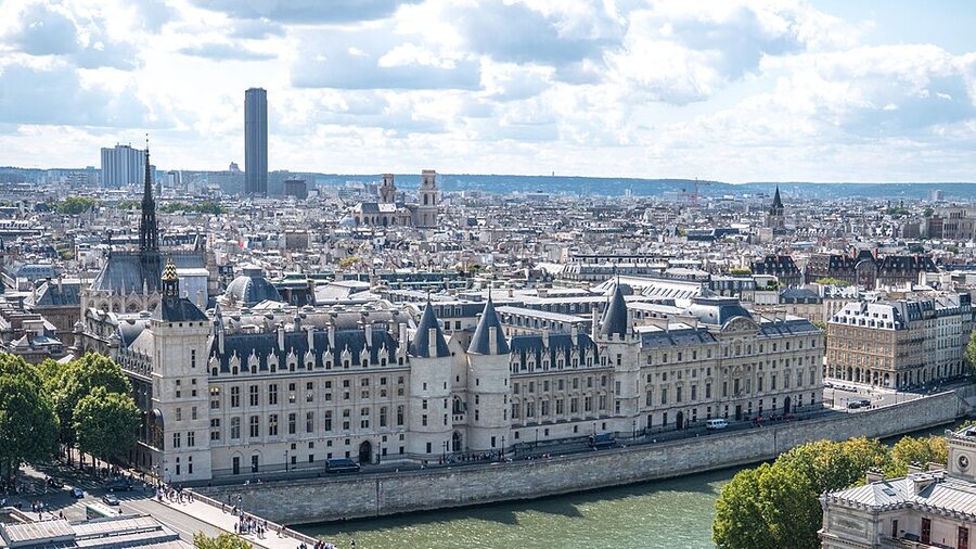 Conciergerie viewed from the Tour Saint-Jacques, Île de la Cité Paris