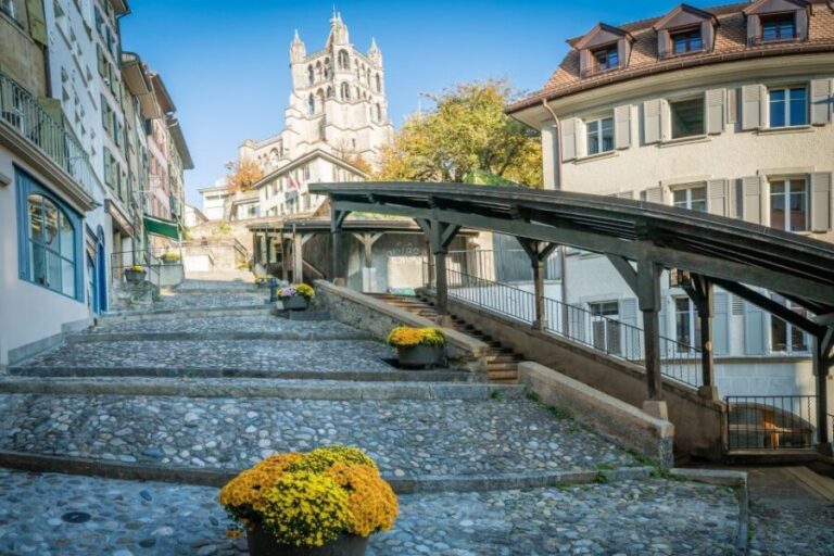 Lausanne: Private custom tour with a local guide - Why a Private Guide Makes a Difference in Lausanne