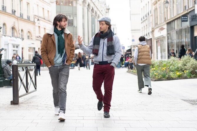 Le Marais Private Walking Tour with a Local, Explore its Old World Charm - What to Expect During the Tour