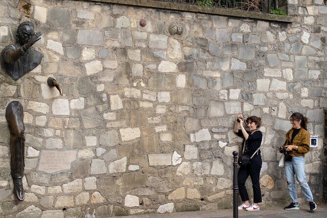 Learn the art of street photography in the heart of Montmartre! - Breaking Down the Itinerary